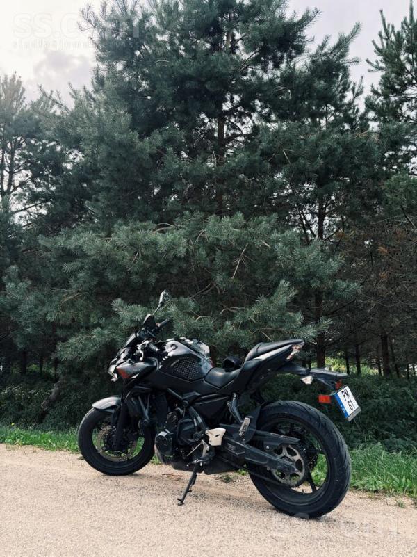 Kawasaki Z650 2021 Madona vietnē Kawasaki Z650 2021 Madona, ar dzinēja tilpumu 0.65 L un nobraukumu 0 tūkst. km par 4300 €, foto 5 vietnē AUTOMOTO.COM.LV