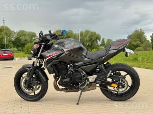 Kawasaki Z650 2022 in Riga, with an engine capacity of 0.65 L and mileage of 0 thousand km for 6200 €, photo 3 on AUTOMOTO.COM.LV