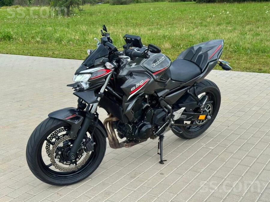 Kawasaki Z650 2022 in Riga, with an engine capacity of 0.65 L and mileage of 0 thousand km for 6200 €, photo 5 on AUTOMOTO.COM.LV