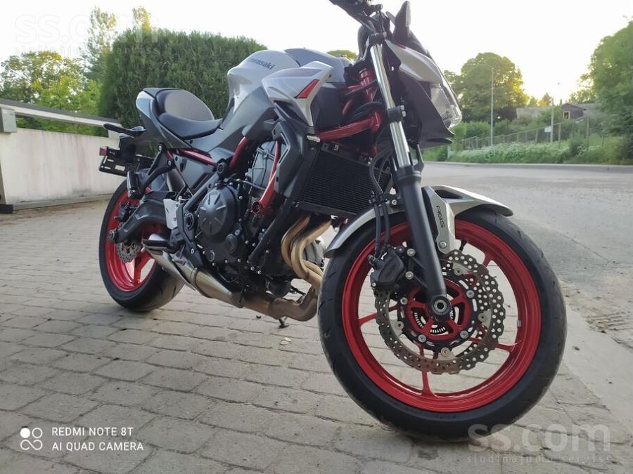 Kawasaki Z650 2023 in Riga, with an engine capacity of 0.65 L and mileage of 0 thousand km for 5700 €, photo 2 on AUTOMOTO.COM.LV