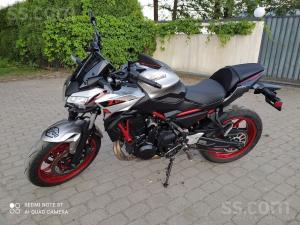 Kawasaki Z650 2023 Rīga, ar dzinēja tilpumu 0.65 L un nobraukumu 0 tūkst. km par 5700 €, foto  vietnē AUTOMOTO.COM.LV