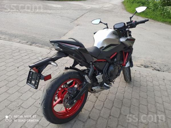Kawasaki Z650 2023 in Riga, with an engine capacity of 0.65 L and mileage of 0 thousand km for 5700 €, photo 8 on AUTOMOTO.COM.LV