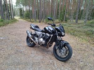 Black Kawasaki Z750 2004 in Tallinn, with an engine capacity of 0.75 L and mileage of 60 thousand km for 2900 €, photo 3 on AUTOMOTO.COM.LV