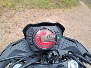 Black Kawasaki Z750 2004 in Tallinn, with an engine capacity of 0.75 L and mileage of 60 thousand km for 2900 €, photo 10 on AUTOMOTO.COM.LV