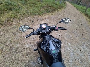 Black Kawasaki Z750 2004 in Tallinn, with an engine capacity of 0.75 L and mileage of 60 thousand km for 2900 €, photo 11 on AUTOMOTO.COM.LV