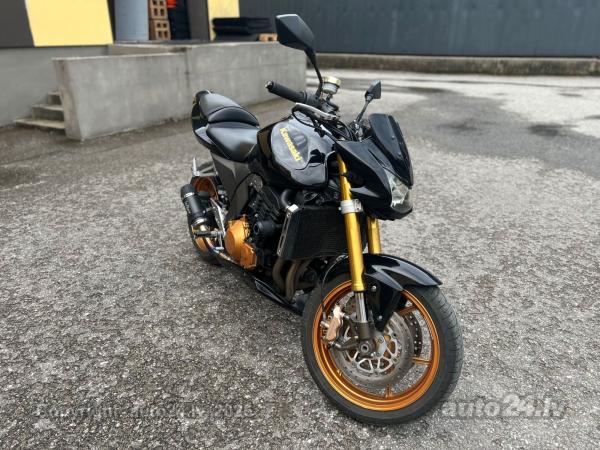 Черный Кавасаки З 750 2005 в Тарту, объемом двигателя 0.75 л и пробегом 61 тыс. км за 2699 €, фото 1 на AUTOMOTO.COM.LV