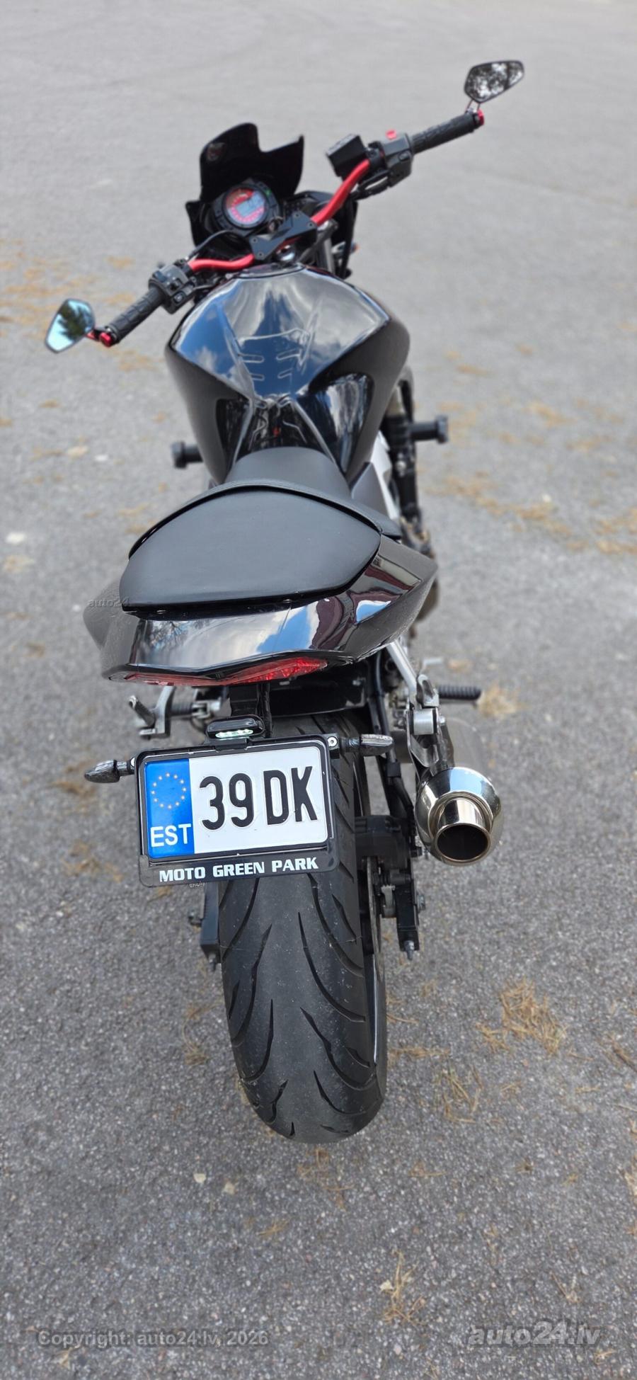 Black Kawasaki Z750 2006 in Parnu, with an engine capacity of 0.75 L and mileage of 42 thousand km for 3400 €, photo 7 on AUTOMOTO.COM.LV