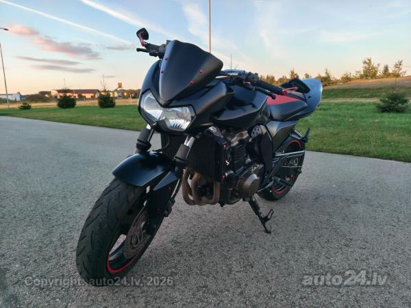 Black Kawasaki Z750 2006 in Tallinn, with an engine capacity of 0.75 L and mileage of 47 thousand km for 3500 €, photo 1 on AUTOMOTO.COM.LV