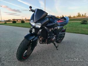 Melns Kawasaki Z750 2006 Tallina, ar dzinēja tilpumu 0.75 L un nobraukumu 47 tūkst. km par 3500 €, foto  vietnē AUTOMOTO.COM.LV