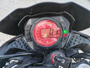 Black Kawasaki Z750 2006 in Tallinn, with an engine capacity of 0.75 L and mileage of 47 thousand km for 3500 €, photo 8 on AUTOMOTO.COM.LV