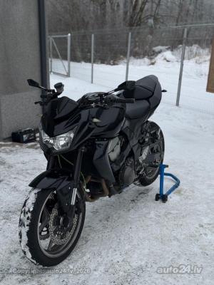 Melns Kawasaki Z750 2007 Pērnava, ar dzinēja tilpumu 0.75 L un nobraukumu 32 tūkst. km par 3990 €, foto 3 vietnē AUTOMOTO.COM.LV
