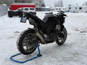 Melns Kawasaki Z750 2007 Pērnava, ar dzinēja tilpumu 0.75 L un nobraukumu 32 tūkst. km par 3990 €, foto 8 vietnē AUTOMOTO.COM.LV