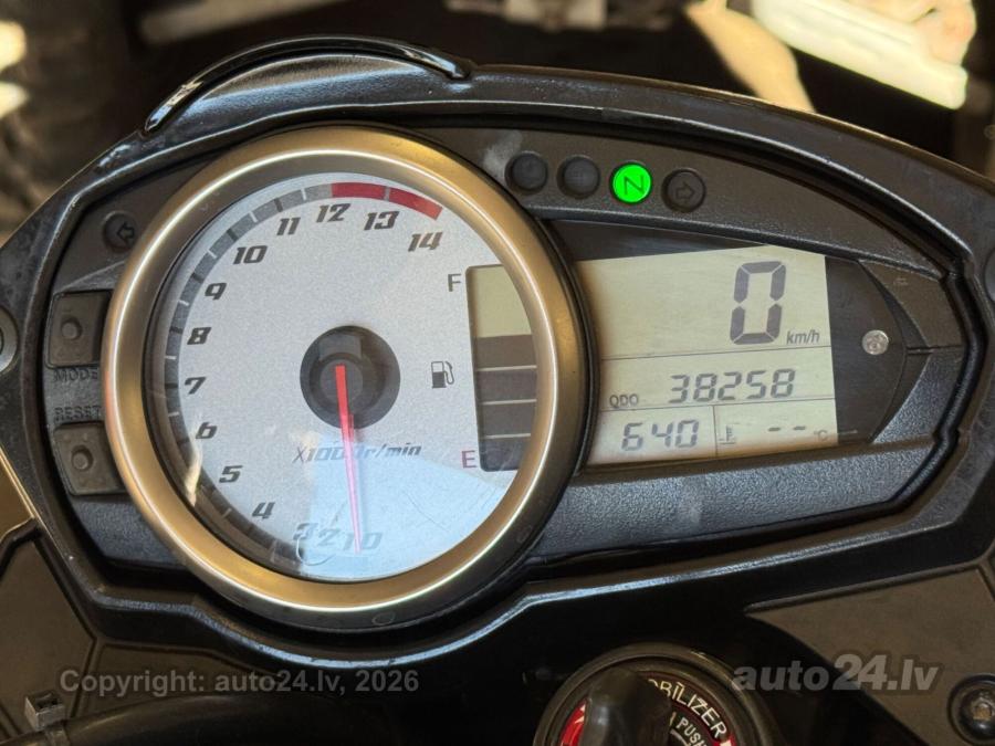 Черный Кавасаки З 750 2007 в Таллин, объемом двигателя 0.75 л и пробегом 38 тыс. км за 3500 €, фото 9 на AUTOMOTO.COM.LV