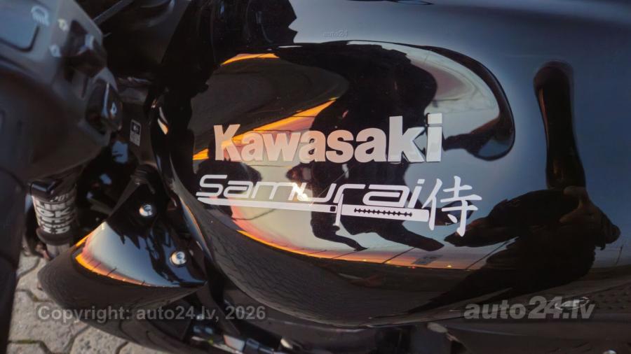 Black Kawasaki Z750 2009 in Tallinn, with an engine capacity of 0.75 L and mileage of 43 thousand km for 5590 €, photo 8 on AUTOMOTO.COM.LV