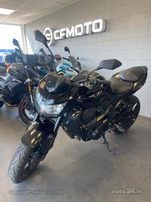 Melns Kawasaki Z750 2010 Pērnava, ar dzinēja tilpumu 0.75 L un nobraukumu 39 tūkst. km par 3400 €, foto  vietnē AUTOMOTO.COM.LV