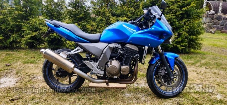 Blue Kawasaki Z750 2005 in Rakvere, with an engine capacity of 0.75 L and mileage of 45 thousand km for 2500 €, photo 1 on AUTOMOTO.COM.LV