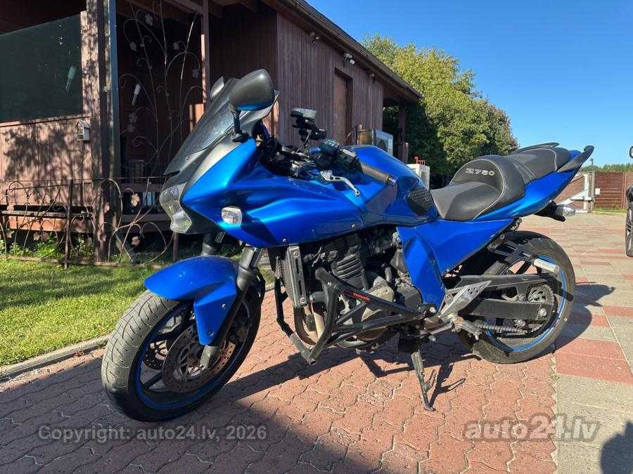 Синий Кавасаки З 750 2005 в Таллин, объемом двигателя 0.75 л и пробегом 44 тыс. км за 2699 €, фото 5 на AUTOMOTO.COM.LV