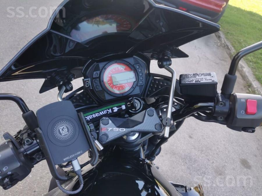 Kawasaki Z750 2004 Rīga, ar dzinēja tilpumu 0.75 L un nobraukumu 0 tūkst. km par 3200 €, foto 6 vietnē AUTOMOTO.COM.LV