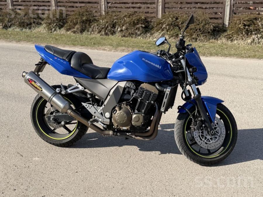 Kawasaki Z750 2004 Rīga, ar dzinēja tilpumu 0.75 L un nobraukumu 0 tūkst. km par 2300 €, foto 1 vietnē AUTOMOTO.COM.LV