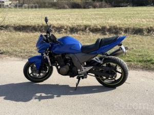 Kawasaki Z750 2004 Rīga, ar dzinēja tilpumu 0.75 L un nobraukumu 0 tūkst. km par 2300 €, foto 4 vietnē AUTOMOTO.COM.LV