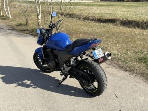 Kawasaki Z750 2004 Rīga, ar dzinēja tilpumu 0.75 L un nobraukumu 0 tūkst. km par 2300 €, foto 5 vietnē AUTOMOTO.COM.LV