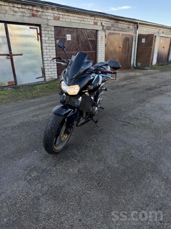 Kawasaki Z750 2004 in Riga, with an engine capacity of 0.75 L and mileage of 0 thousand km for 2500 €, photo 1 on AUTOMOTO.COM.LV