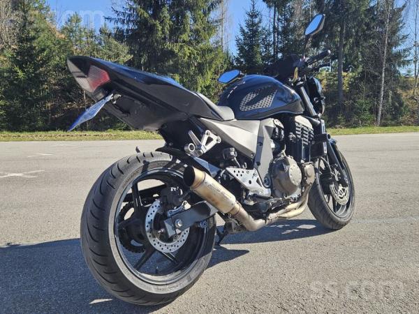 Kawasaki Z750 2004 in Madona, with an engine capacity of 0.75 L and mileage of 0 thousand km for 2400 €, photo 2 on AUTOMOTO.COM.LV