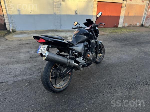 Кавасаки З 750 2004 в Рига, объемом двигателя 0.75 л и пробегом 0 тыс. км за 2300 €, фото 4 на AUTOMOTO.COM.LV