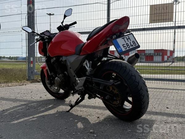 Kawasaki Z750 2004 Rīga, ar dzinēja tilpumu 0.75 L un nobraukumu 0 tūkst. km par 2950 €, foto 3 vietnē AUTOMOTO.COM.LV
