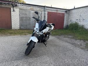 Kawasaki Z750 2004 in Riga, with an engine capacity of 0.75 L and mileage of 0 thousand km for 2290 €, photo 3 on AUTOMOTO.COM.LV