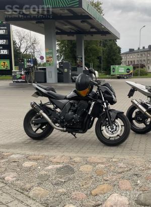 Kawasaki Z750 2004 Jelgava, ar dzinēja tilpumu 0.75 L un nobraukumu 0 tūkst. km par 2200 €, foto 3 vietnē AUTOMOTO.COM.LV