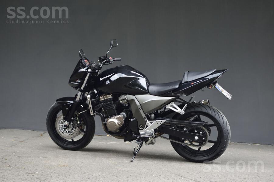 Kawasaki Z750 2005 Rīga, ar dzinēja tilpumu 0.75 L un nobraukumu 0 tūkst. km par 2950 €, foto 5 vietnē AUTOMOTO.COM.LV