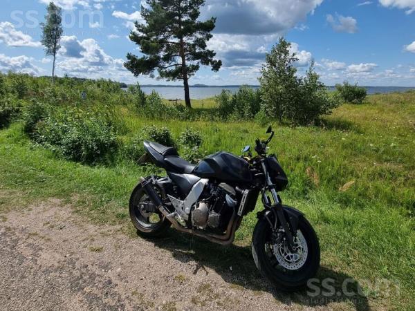 Kawasaki Z750 2006 in Rezekne, with an engine capacity of 0.75 L and mileage of 0 thousand km for 3500 €, photo 4 on AUTOMOTO.COM.LV