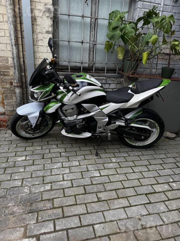 Kawasaki Z750 2007 Rīga, ar dzinēja tilpumu 0.75 L un nobraukumu 0 tūkst. km par 3950 €, foto 5 vietnē AUTOMOTO.COM.LV