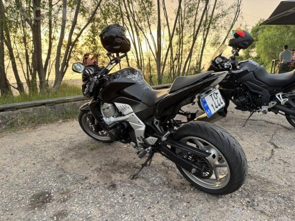 Кавасаки З 750 2007 в Рига, объемом двигателя 0.75 л и пробегом 0 тыс. км за 3300 €, фото 1 на AUTOMOTO.COM.LV