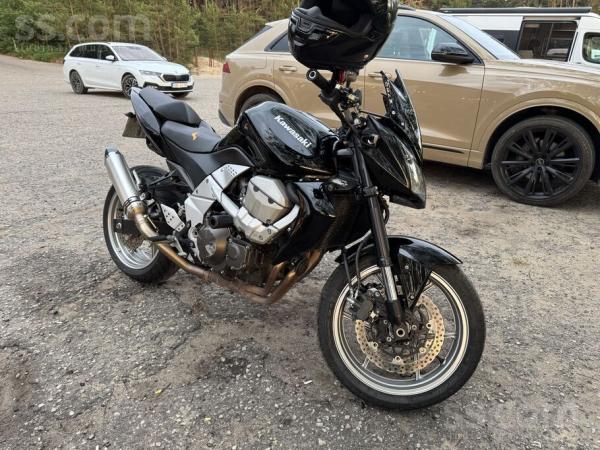 Кавасаки З 750 2007 в Рига, объемом двигателя 0.75 л и пробегом 0 тыс. км за 3300 €, фото 3 на AUTOMOTO.COM.LV