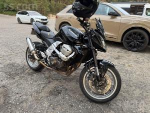 Кавасаки З 750 2007 в Рига, объемом двигателя 0.75 л и пробегом 0 тыс. км за 3300 €, фото 4 на AUTOMOTO.COM.LV