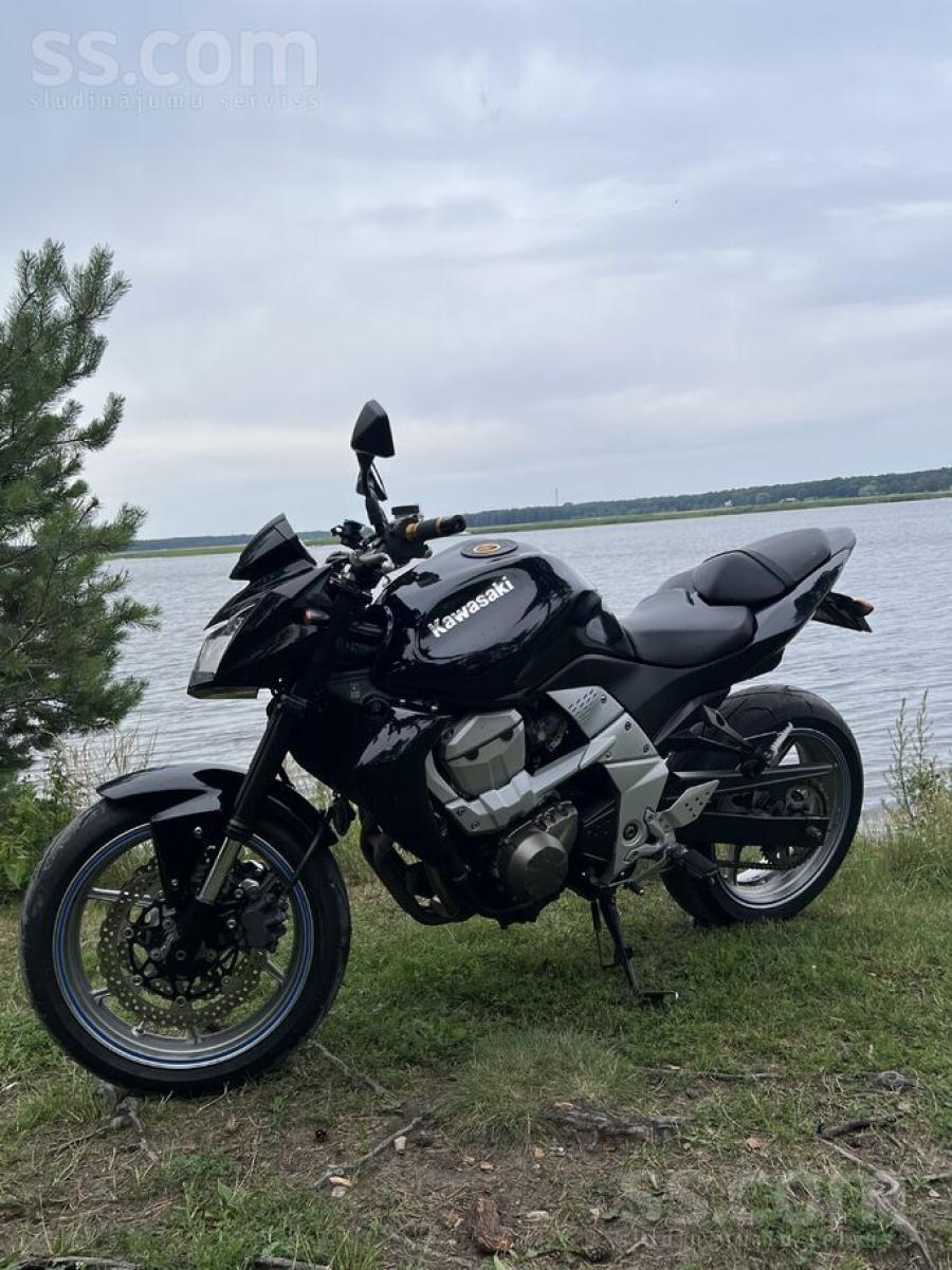 Kawasaki Z750 2007 Rīga, ar dzinēja tilpumu 0.75 L un nobraukumu 0 tūkst. km par 3700 €, foto 4 vietnē AUTOMOTO.COM.LV
