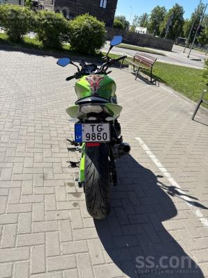 Kawasaki Z750 2007 in Jelgava, with an engine capacity of 0.75 L and mileage of 0 thousand km for 3000 €, photo 5 on AUTOMOTO.COM.LV