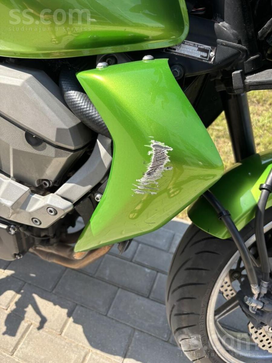 Kawasaki Z750 2007 in Jelgava, with an engine capacity of 0.75 L and mileage of 0 thousand km for 3000 €, photo 9 on AUTOMOTO.COM.LV