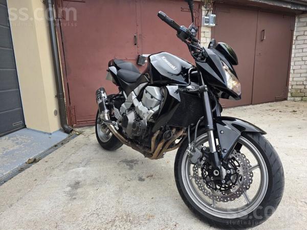 Kawasaki Z750 2007 Ventspils, ar dzinēja tilpumu 0.75 L un nobraukumu 0 tūkst. km par 3250 €, foto 3 vietnē AUTOMOTO.COM.LV