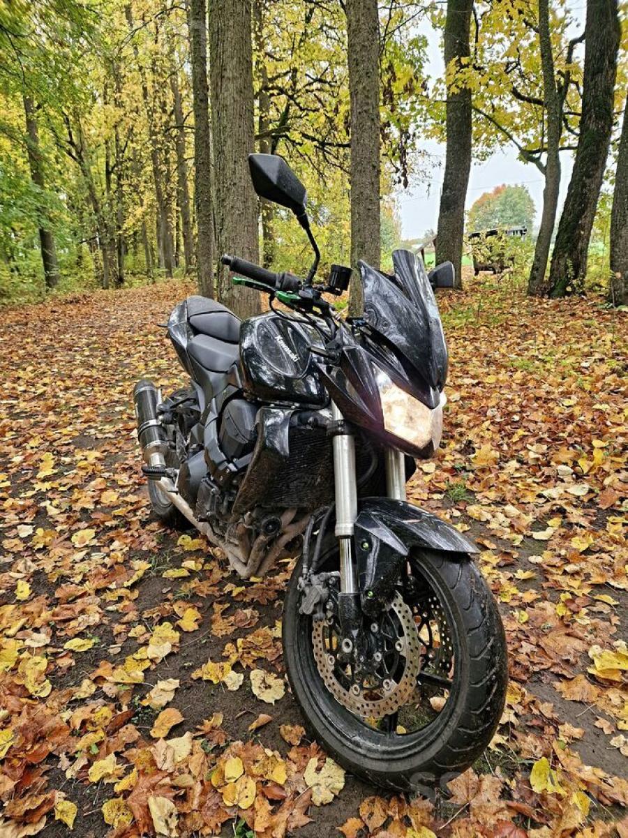 Kawasaki Z750 2007 Bauska, ar dzinēja tilpumu 0.75 L un nobraukumu 0 tūkst. km par 3200 €, foto 5 vietnē AUTOMOTO.COM.LV