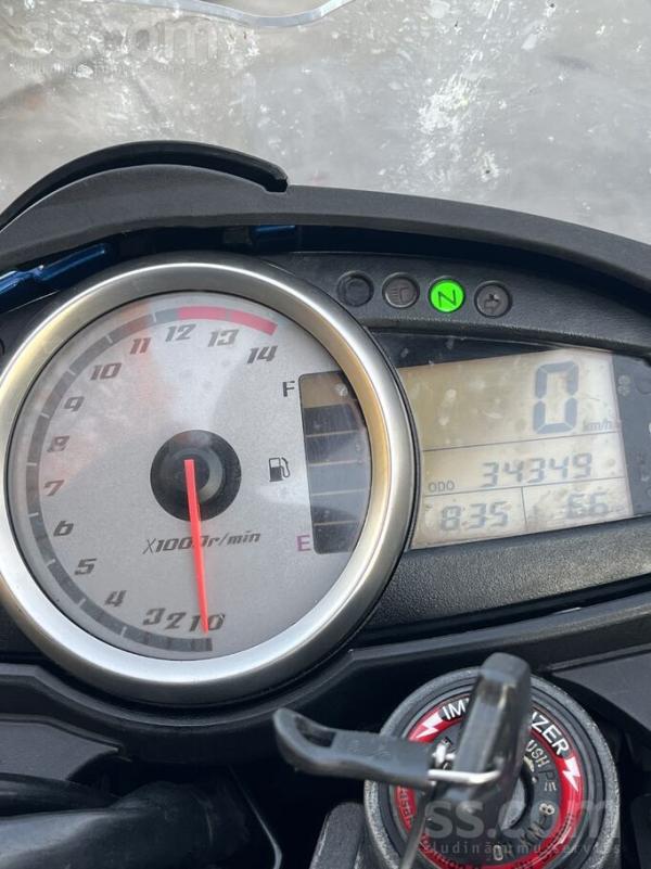Kawasaki Z750 2008 Rīga, ar dzinēja tilpumu 0.75 L un nobraukumu 0 tūkst. km par 3400 €, foto 8 vietnē AUTOMOTO.COM.LV