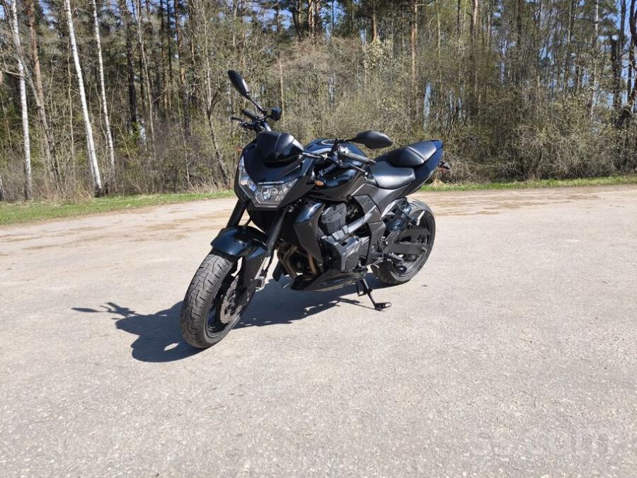 Kawasaki Z750 2008 Rīga, ar dzinēja tilpumu 0.75 L un nobraukumu 0 tūkst. km par 2800 €, foto 1 vietnē AUTOMOTO.COM.LV
