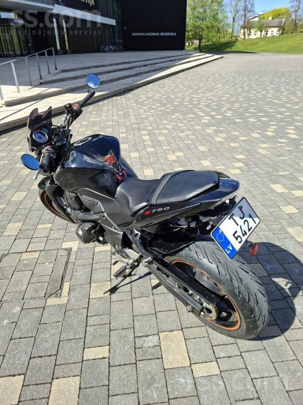 Kawasaki Z750 2008 Ventspils, ar dzinēja tilpumu 0.75 L un nobraukumu 0 tūkst. km par 3300 €, foto 4 vietnē AUTOMOTO.COM.LV