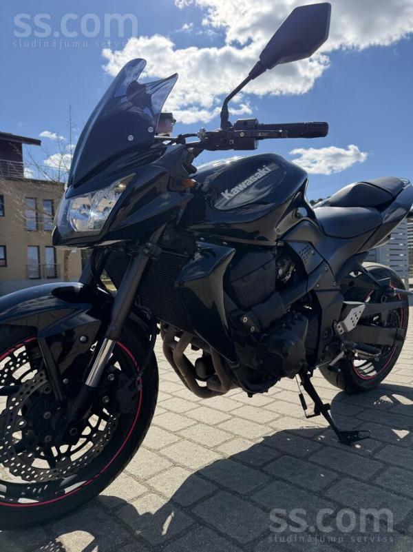 Kawasaki Z750 2008 in Riga, with an engine capacity of 0.75 L and mileage of 0 thousand km for 4150 €, photo 7 on AUTOMOTO.COM.LV