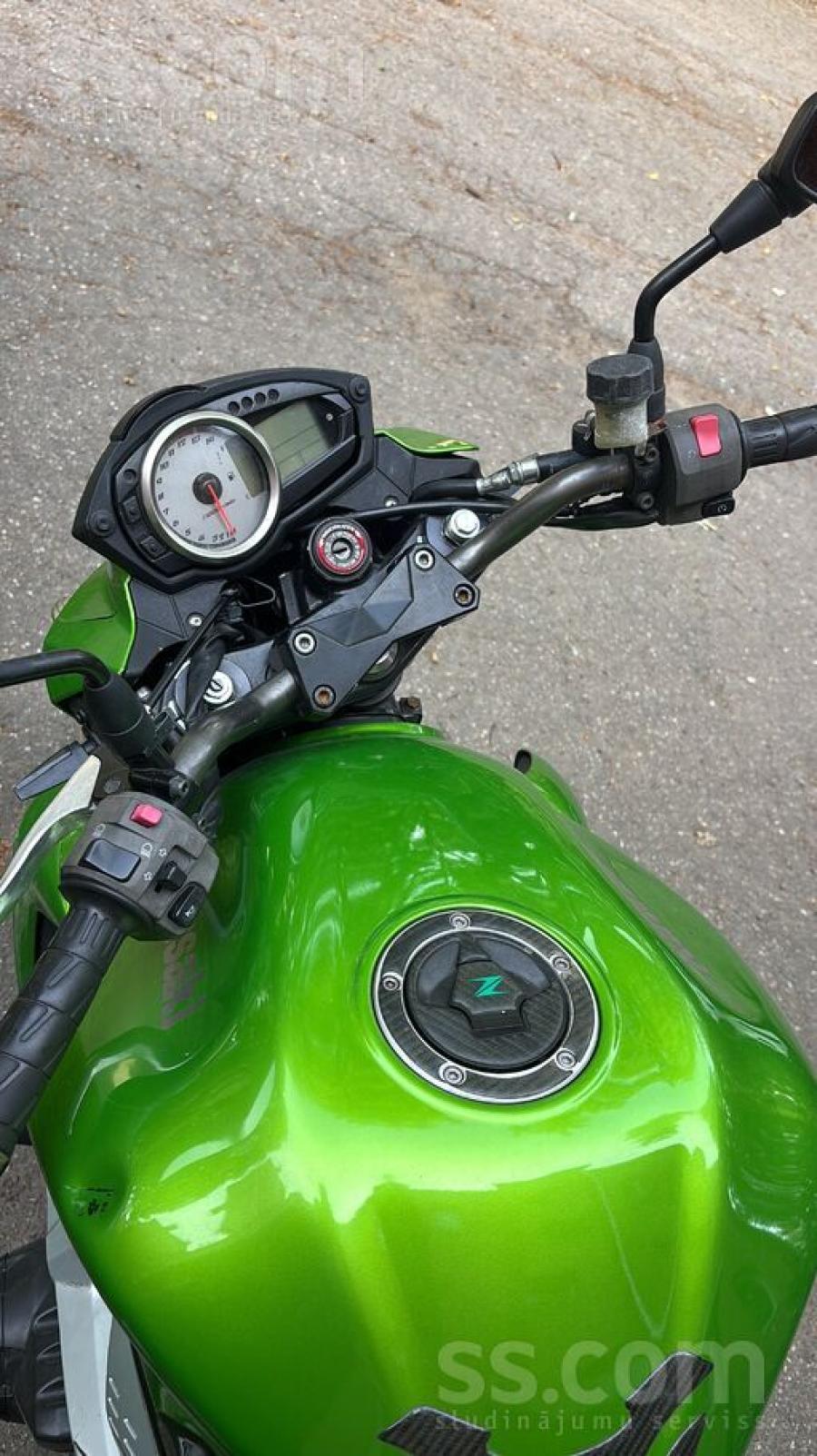 Kawasaki Z750 2008 in Jelgava, with an engine capacity of 0.75 L and mileage of 0 thousand km for 2700 €, photo 4 on AUTOMOTO.COM.LV