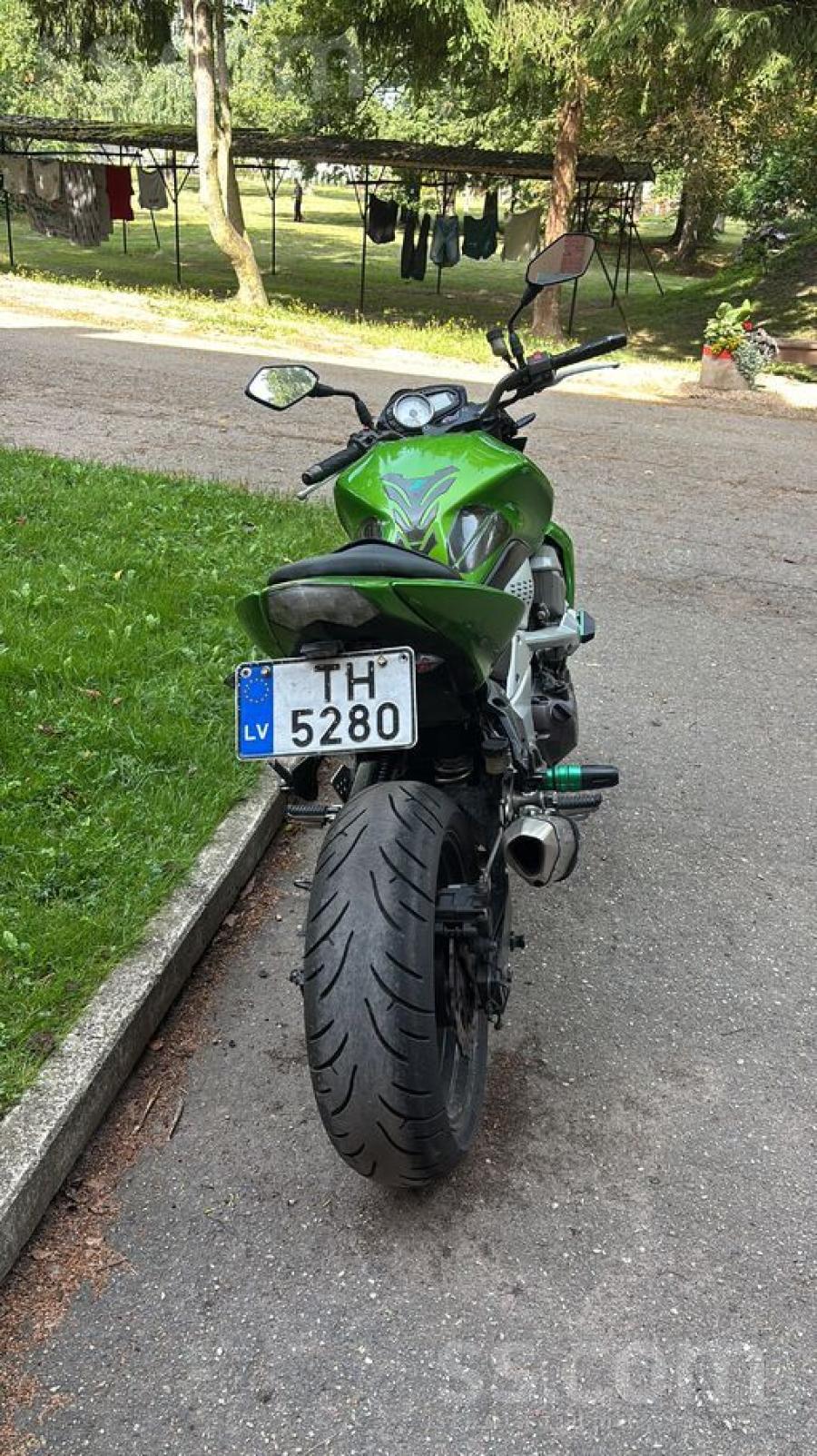 Kawasaki Z750 2008 in Jelgava, with an engine capacity of 0.75 L and mileage of 0 thousand km for 2700 €, photo 6 on AUTOMOTO.COM.LV