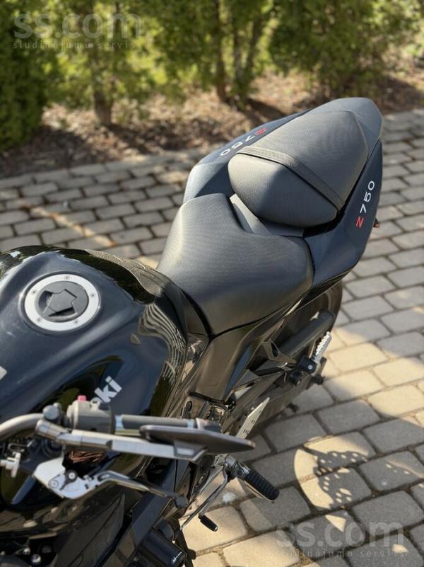 Kawasaki Z750 2009 in Ogre, with an engine capacity of 0.75 L and mileage of 0 thousand km for 3800 €, photo 6 on AUTOMOTO.COM.LV
