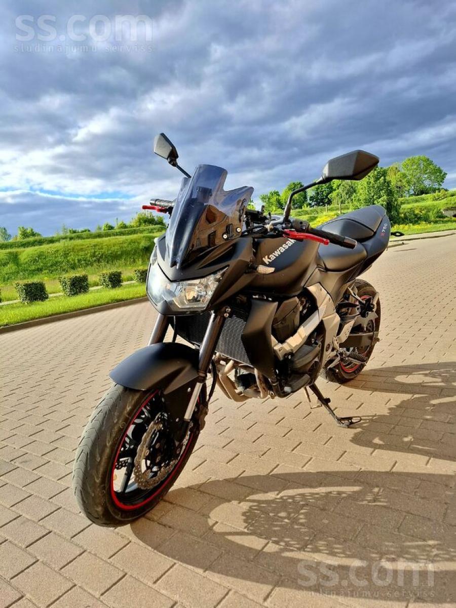 Kawasaki Z750 2009 in Daugavpils, with an engine capacity of 0.75 L and mileage of 0 thousand km for 3350 €, photo 7 on AUTOMOTO.COM.LV